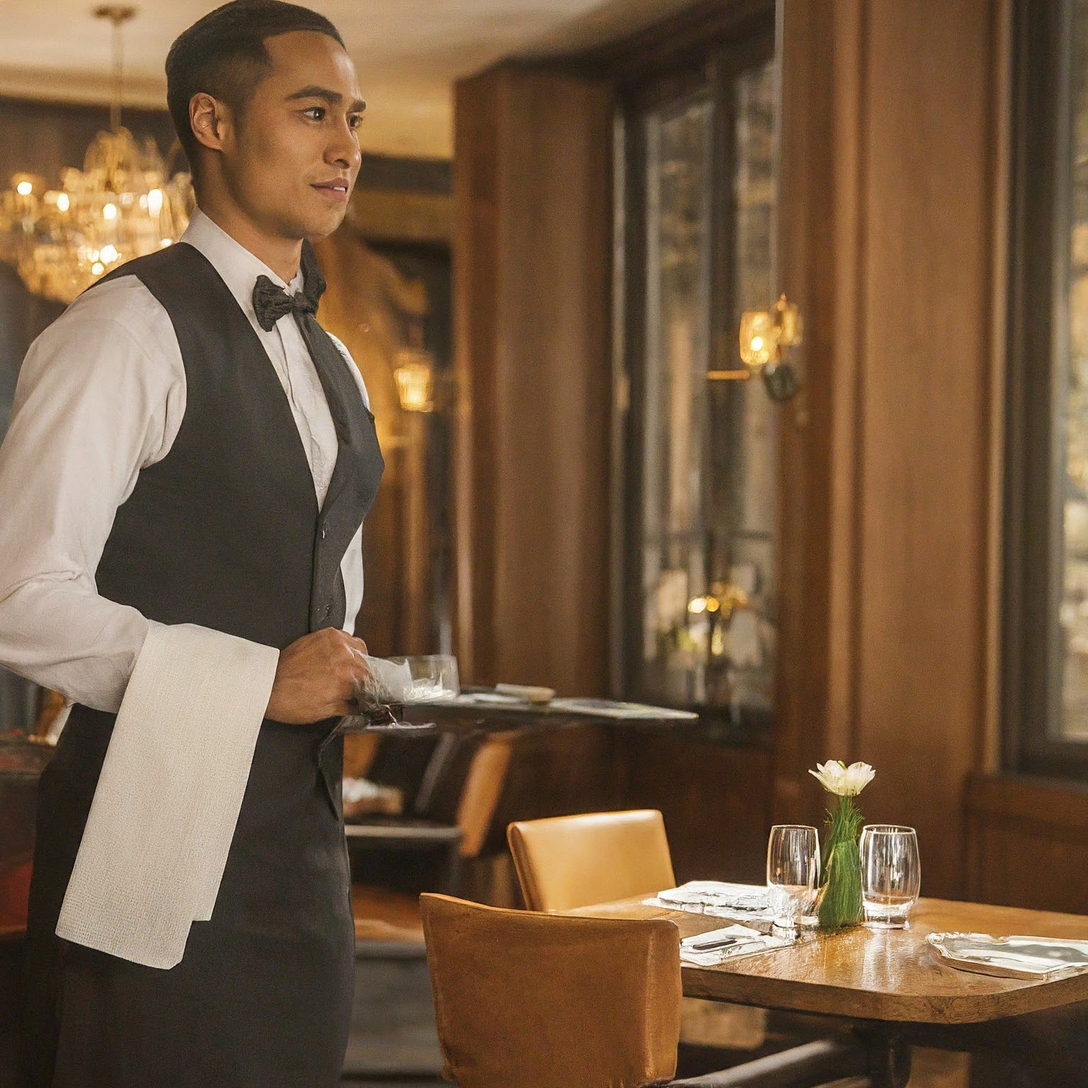 5 Things To Learn From A Restaurant Waiter – Caterer Careers